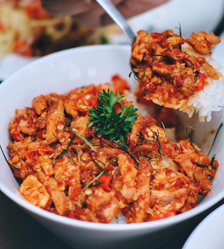 √ 17 Makanan Khas Lombok + Harga dan Rekomendasi Resto