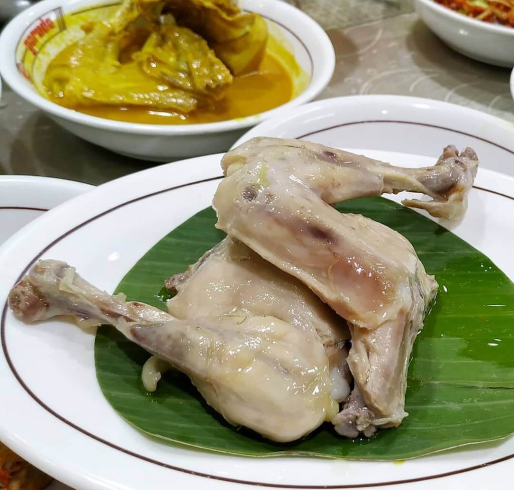 √ 22 Makanan Khas Padang + Harga dan Rekomendasi Resto