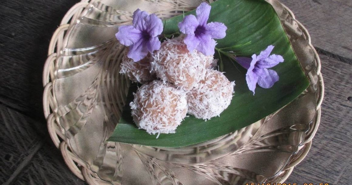 √ 20 Makanan Khas Papua + Harga & Rekomendasi Restonya