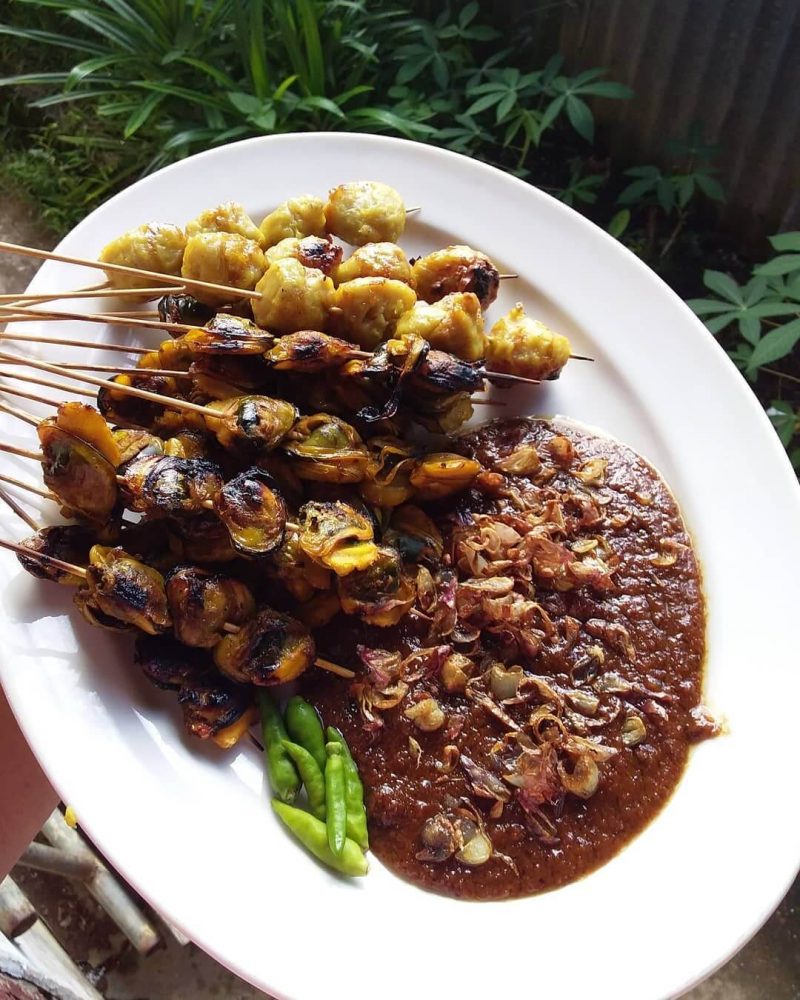 √ 22 Makanan Khas Padang + Harga dan Rekomendasi Resto