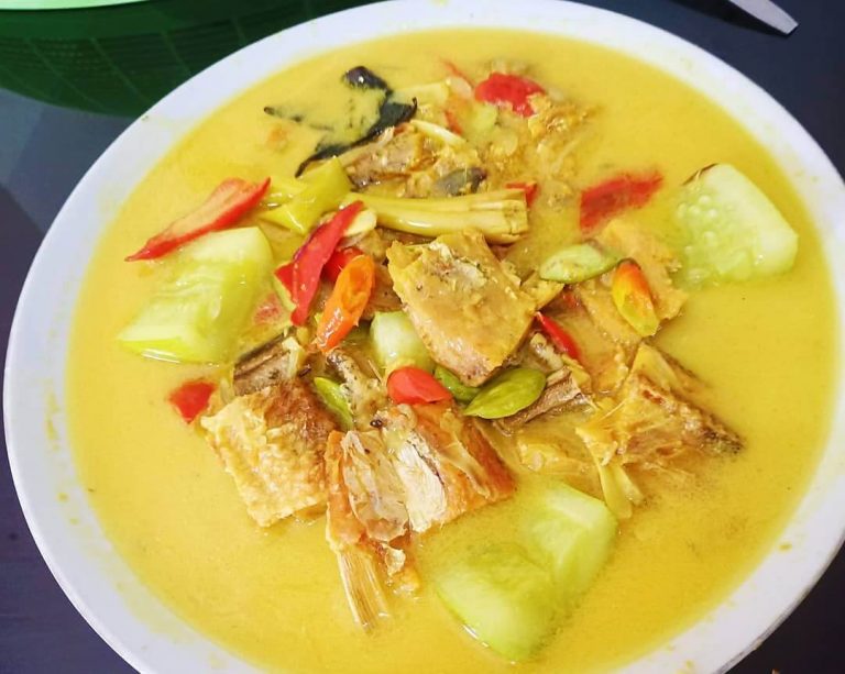 √ 25 Makanan Khas Banjarmasin + Harga & Rekomendasi Resto