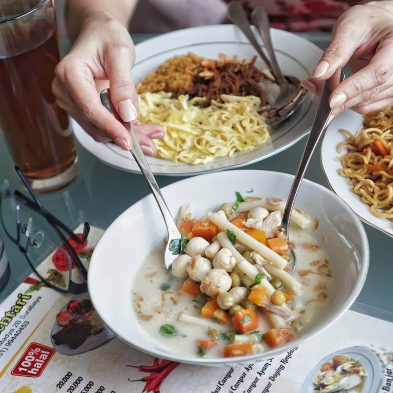 √ 25 Makanan Khas Banjarmasin + Harga & Rekomendasi Resto
